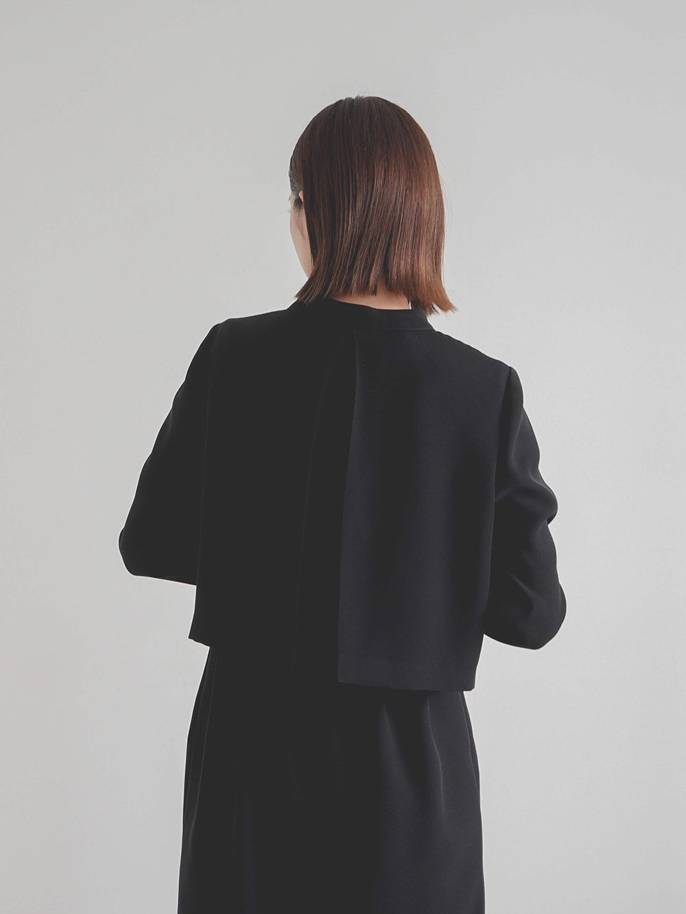 kaene公式オンラインストア カーブネックオールインワン / 100900 ブラックフォーマル喪服