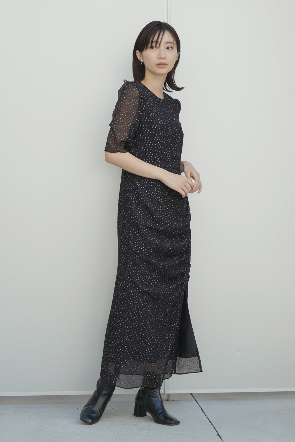 kaene公式オンラインストア ラメドビースリットドレス / 100827 結婚式パーティーワンピース