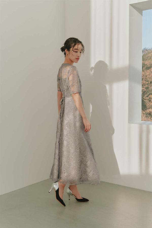 kaene公式オンラインストア シャイニーエンブロイダリーレースドレス / 101039 結婚式パーティーワンピース